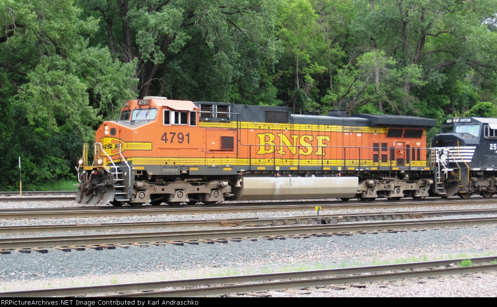 BNSF 4791